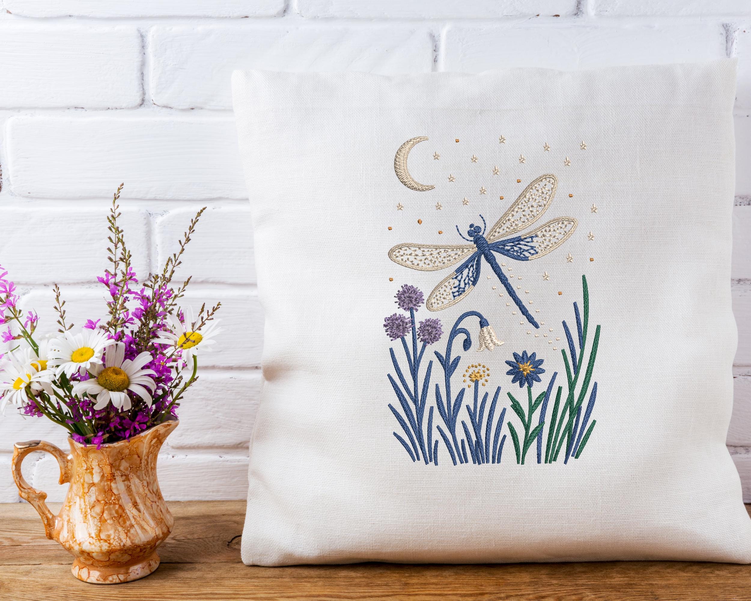 Dragonfly Embroidery Design: Golden Stitched Insect, 5 Sizes (instant ...