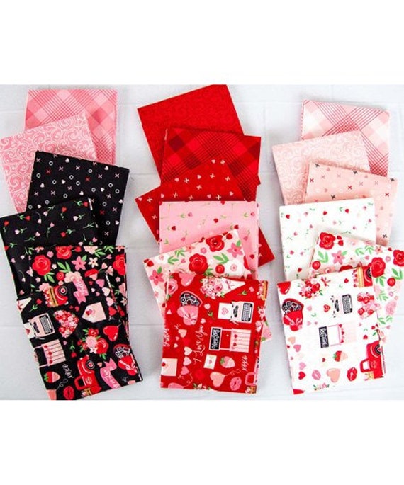 Riley Blake Falling in Love by Dani Mogstad Fat Quarter Bundle - Etsy