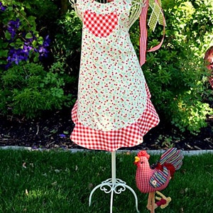 Sassy Little Apron Apron Pattern - Mommy & Me - Cabbage Rose Quilts - Etsy