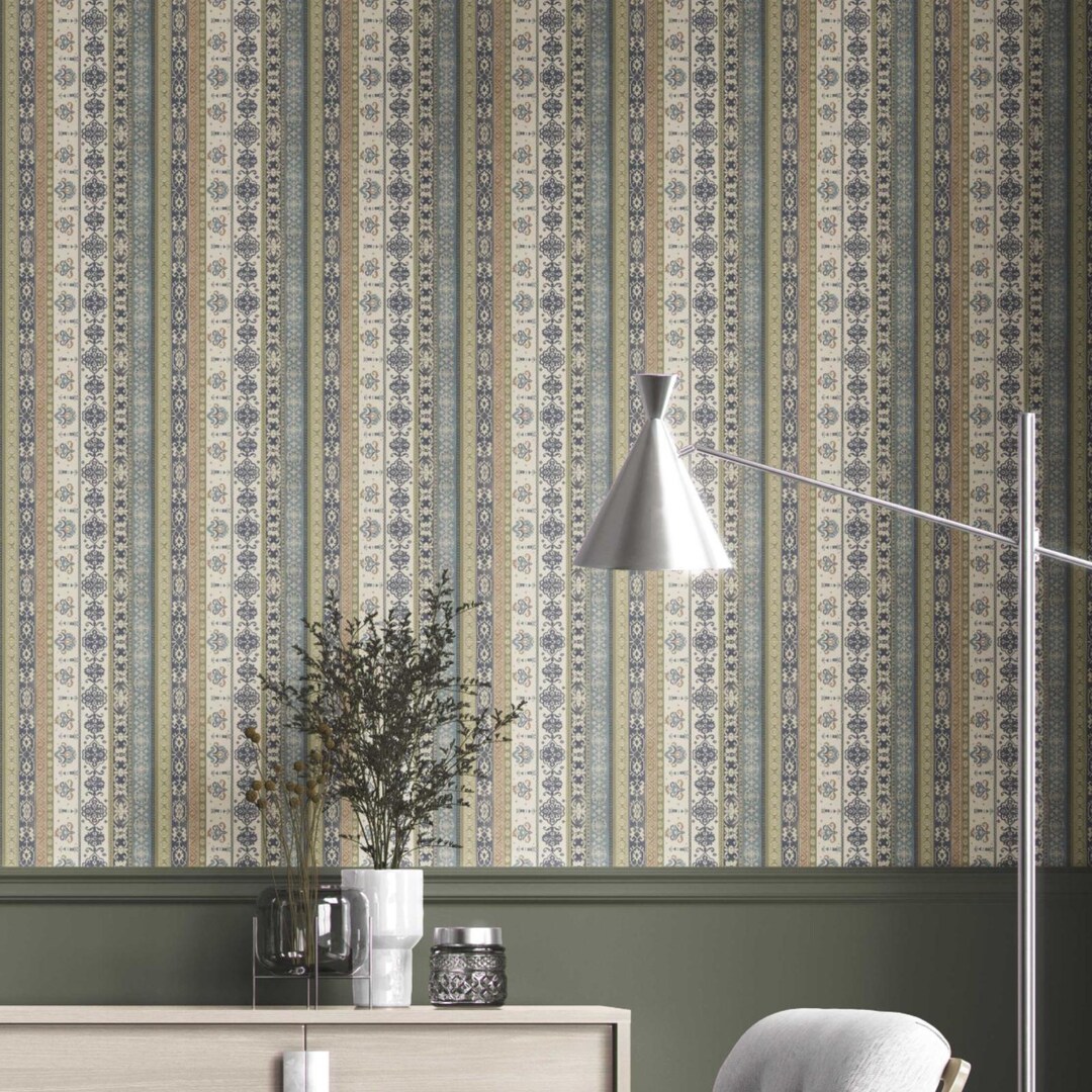 Striped Wallpaper. Extra Wide Roll. High Grade/ Unpasted Wallpaper ...