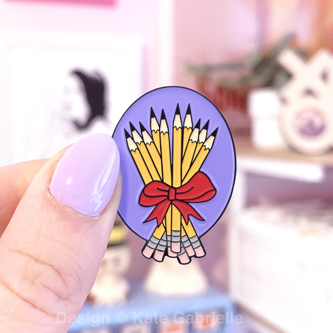 Bouquet of Sharpened Pencils 90s / You've Got Mail Enamel Lapel Pin - Etsy