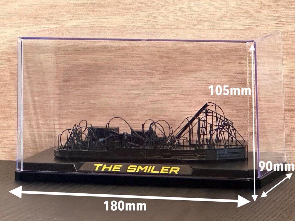 THE SMILER Mini Roller Coaster Model Diorama With Display Case Alton ...