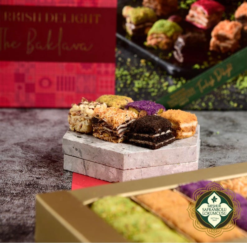 Mixed Baklava Turkish Delight 270g, Oreo, Lotus Biscuit, Red- Green ...