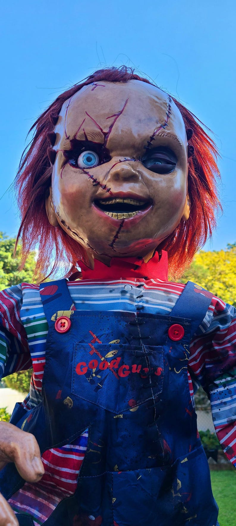 Overhaul 3.5 Ft. Animated LED Scarred Chucky Doll Animatronic Horror ...