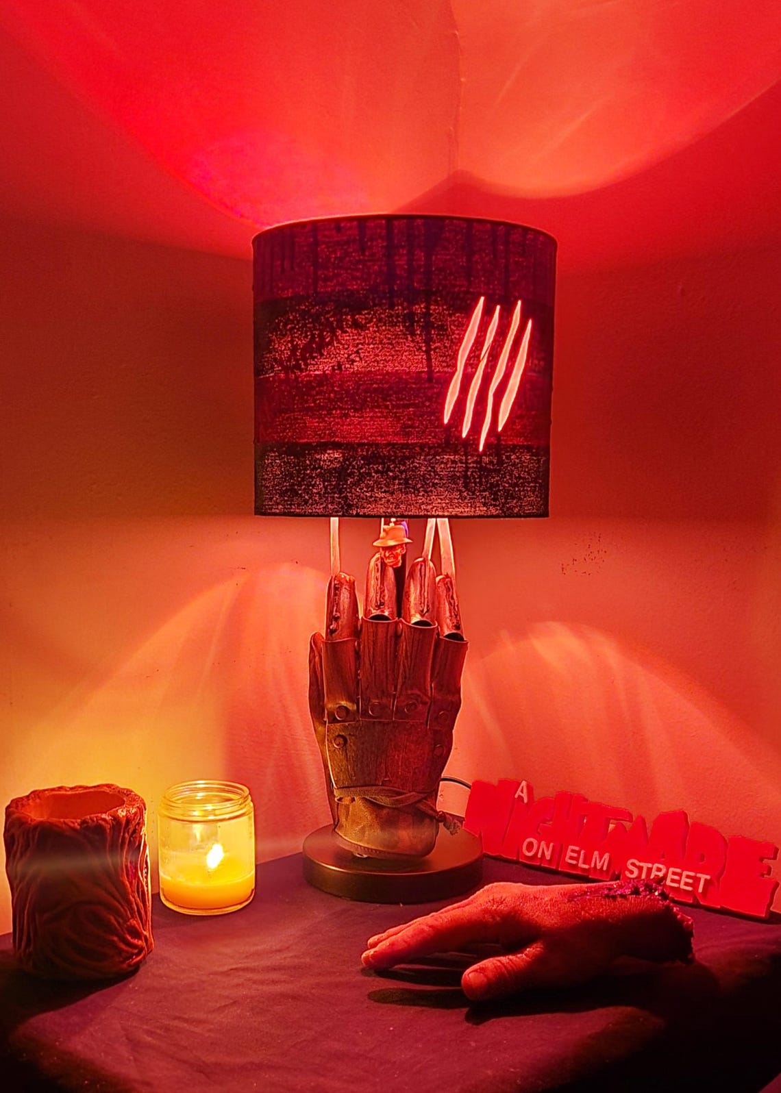 Freddy Krueger | A Nightmare on Elm Street | Halloween Accent Lamp | Handmade Horror Lamp - Etsy
