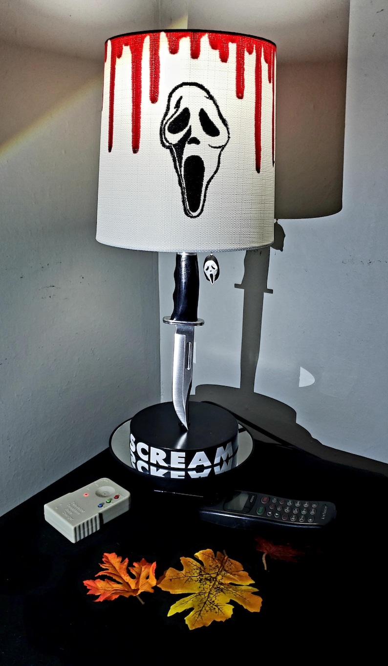 Freddy Krueger | A Nightmare on Elm Street | Halloween Accent Lamp ...