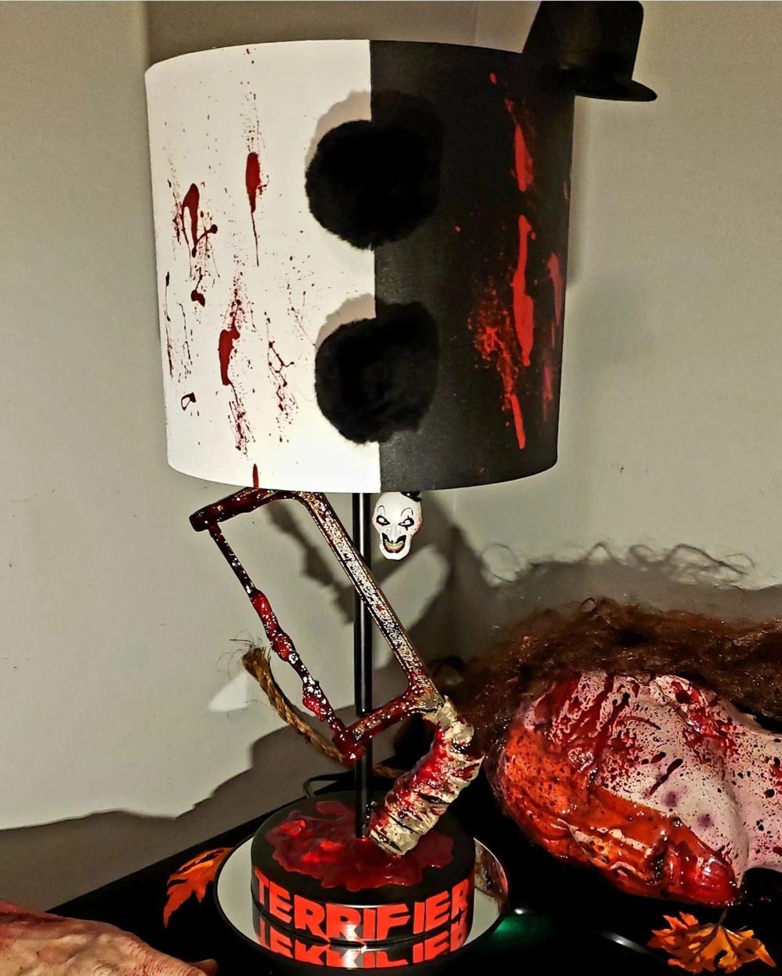 Art the Clown | Terrifier | Halloween Accent Lamp | Handmade Horror ...