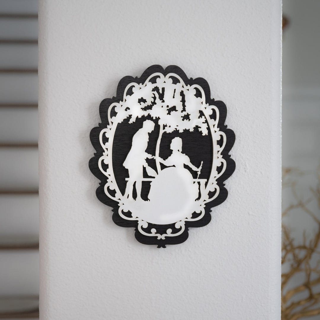 Victorian Silhouette Wall Art – Laser Cut Wood Hanging, Romantic Couple ...