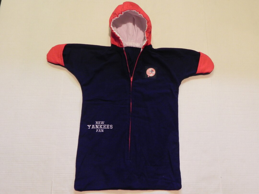 MLB New York YANKEES Flannel Baby Bunting Coat , Baby Sleeper 0 to 6 ...