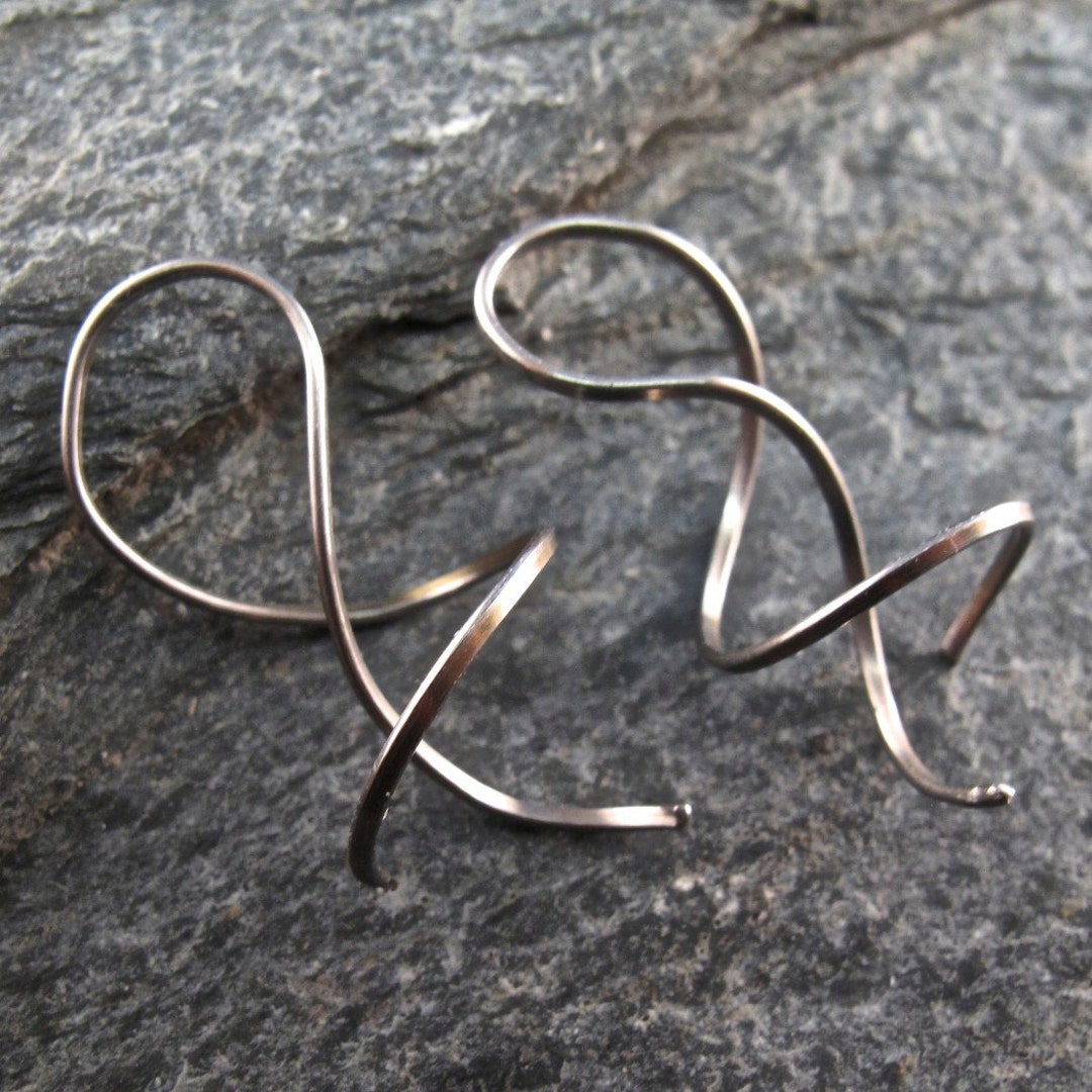 Small NIOBIUM EARRINGS Coil Spiral Twist Corkscrew Grey Modern Minimal ...