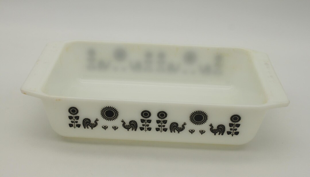 Pyrex White and Black Rooster Sunflower Casserole Space Saver Dish 575 ...