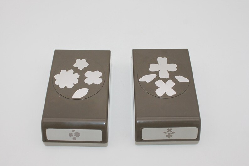 2 Stampin up Paper Punch Punches Flowers of Friendship Petal Park ...