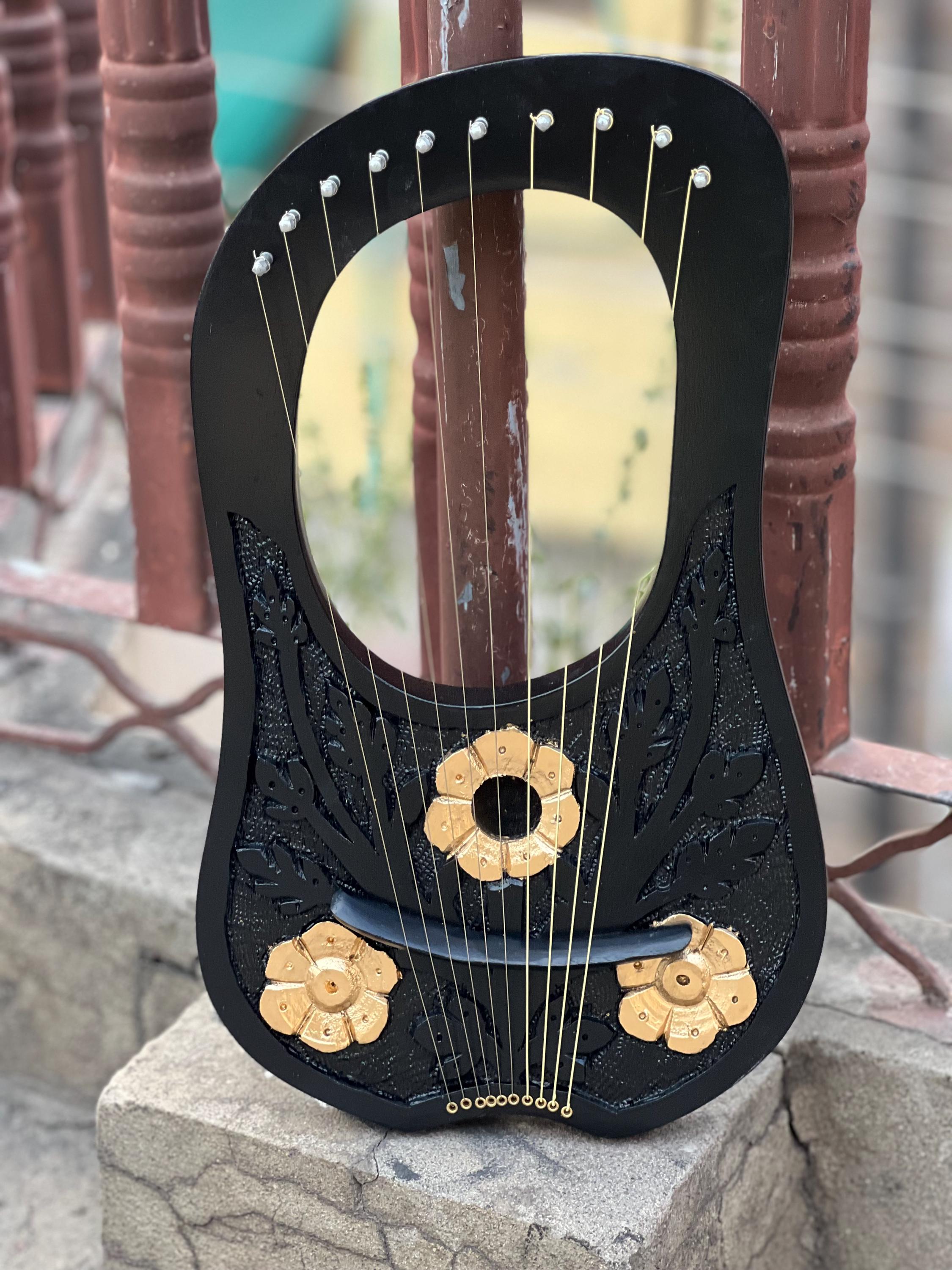 Black and Gold Rosewood Lyre Handmade 10 Metal Strings Lyre Harp With ...