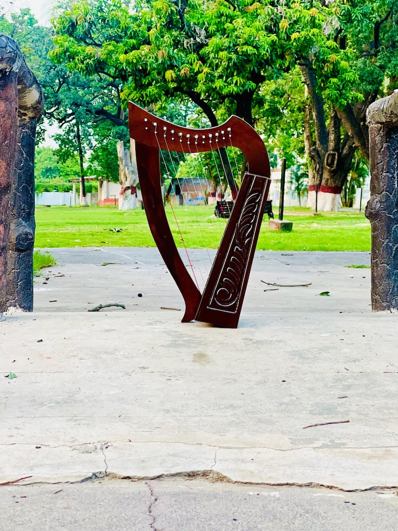 Rosewood Irish Lever Lyre Harp With Carved Rosewood Frame Lyre Harp ...