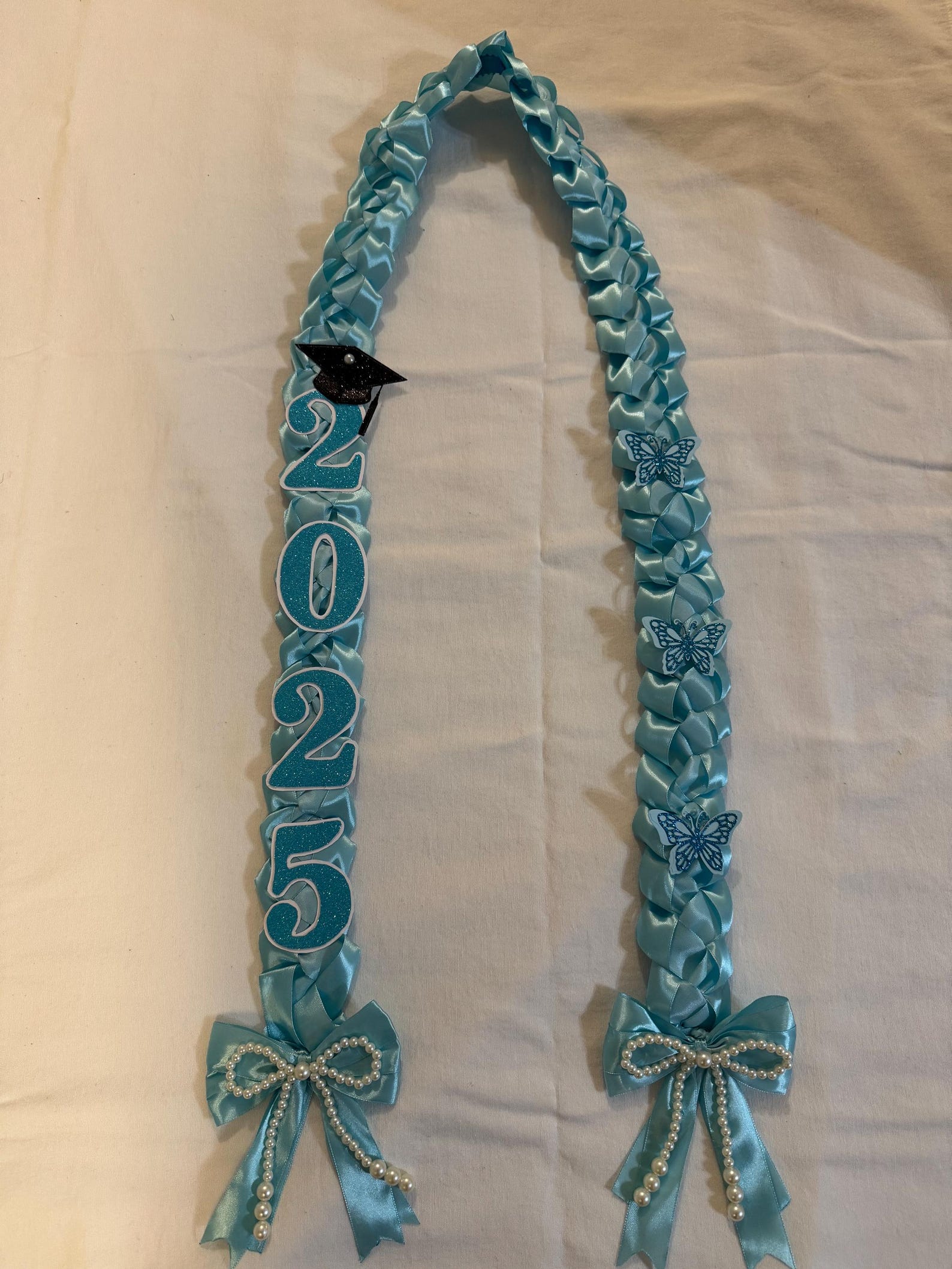 Pearl Graduation Lei ,the Perfect Gift for Your Grad, Promotion, Bule ...