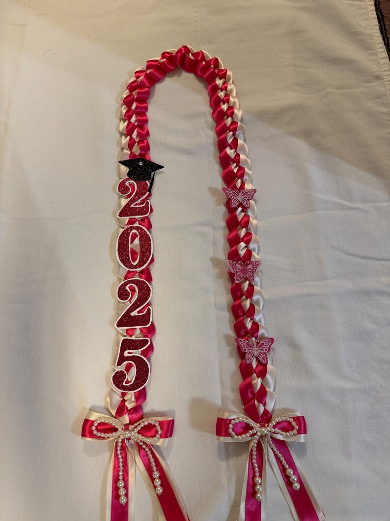 Pearl Graduation Lei ,the Perfect Gift for Your Grad, Promotion ...