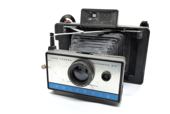 Polaroid Land Camera Automatic 210 Film Vintage Antique Polaroid 210