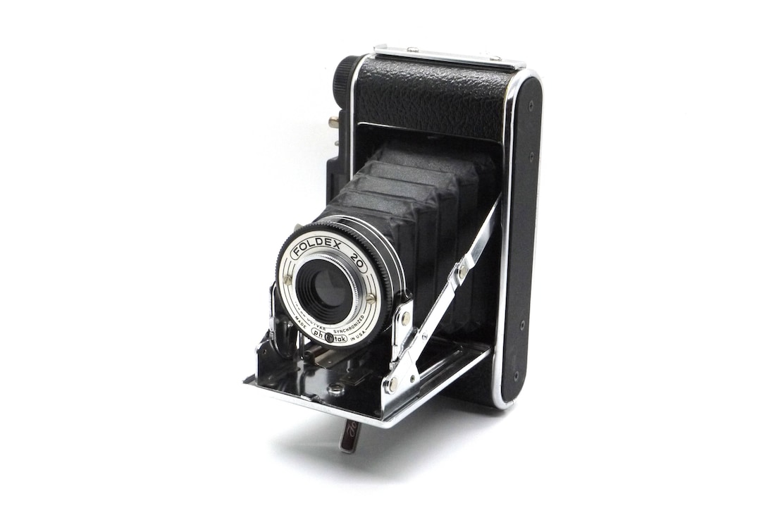 Pho-tak Foldex 20 Medium Format Folding Camera With 105mm F11 Lens ...