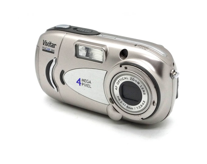 Gift Set: Vivitar Vivicam 3845 4 Megapixel Digital Camera With ...