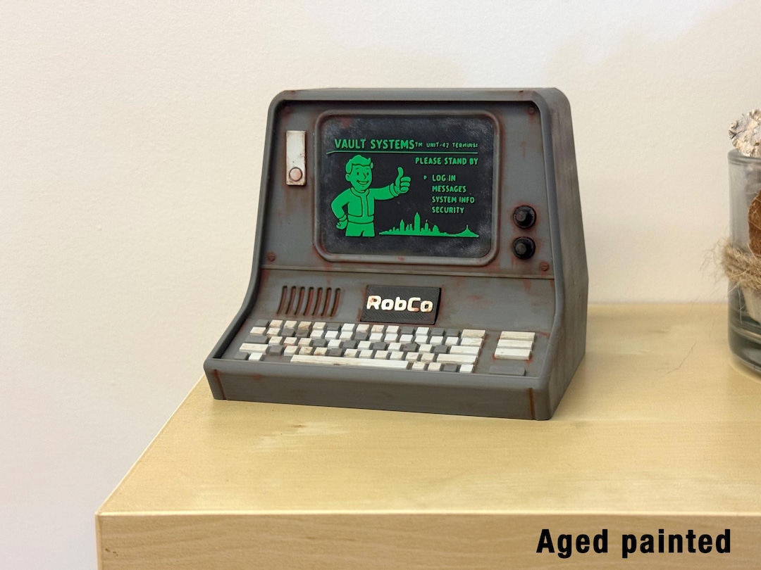 Retro Terminal Miniature – Fan-made Desk PC Model (9.5 Cm) | Post ...