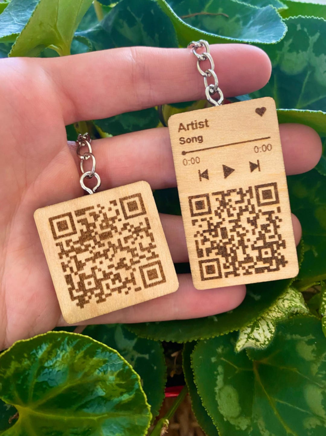 QR Code Key Chain for Spotify Apple Music Scannable Music Code Keychain ...