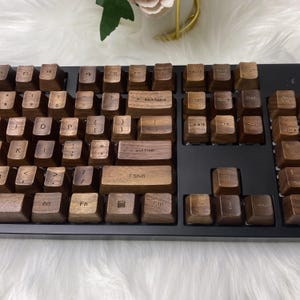 Hand Carved 108 Key Walnut Themed Keycap Gift Set - Natural Aroma ...