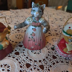 Vintage Set of 4 Porcelain Christmas Tree Ornaments Bells Bell Feet ...