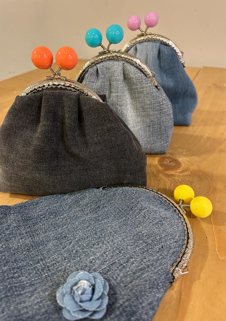 Upcycled Denim Coin Purse, Vintage Kiss Lock Pouch, Blue Jean Wallet - Etsy