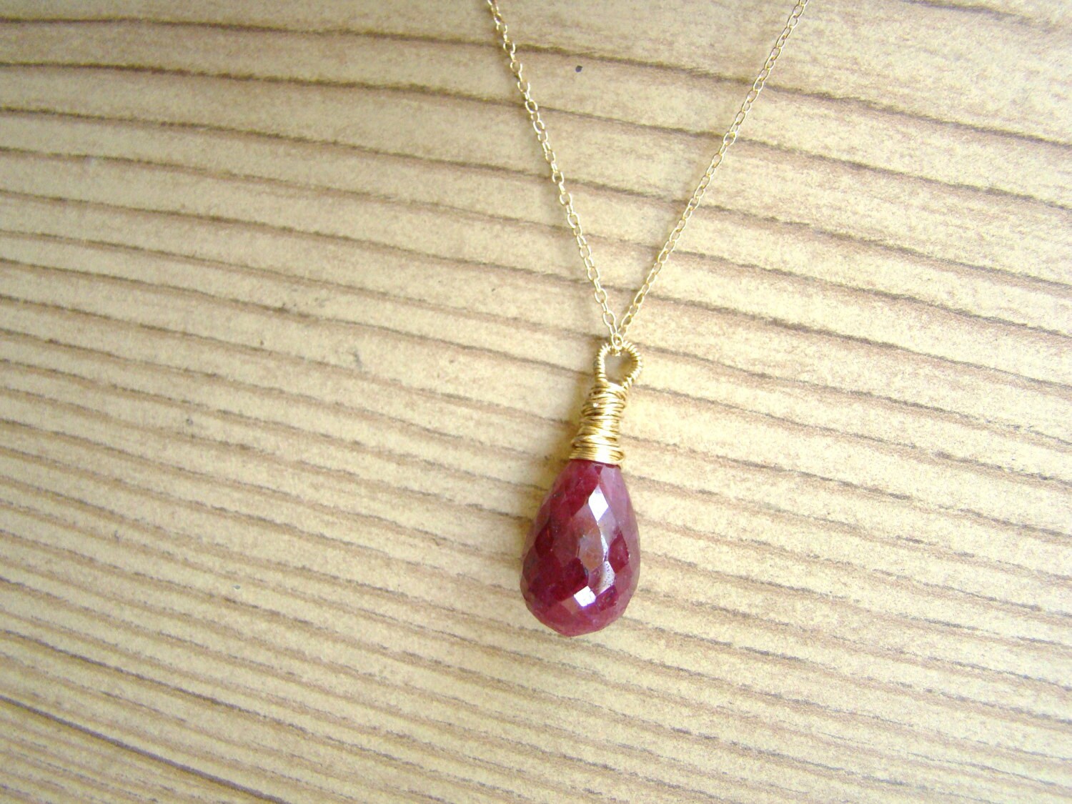 Natural Red Ruby Pendant. 14k Gold. Indian Ruby Necklace. Wire - Etsy