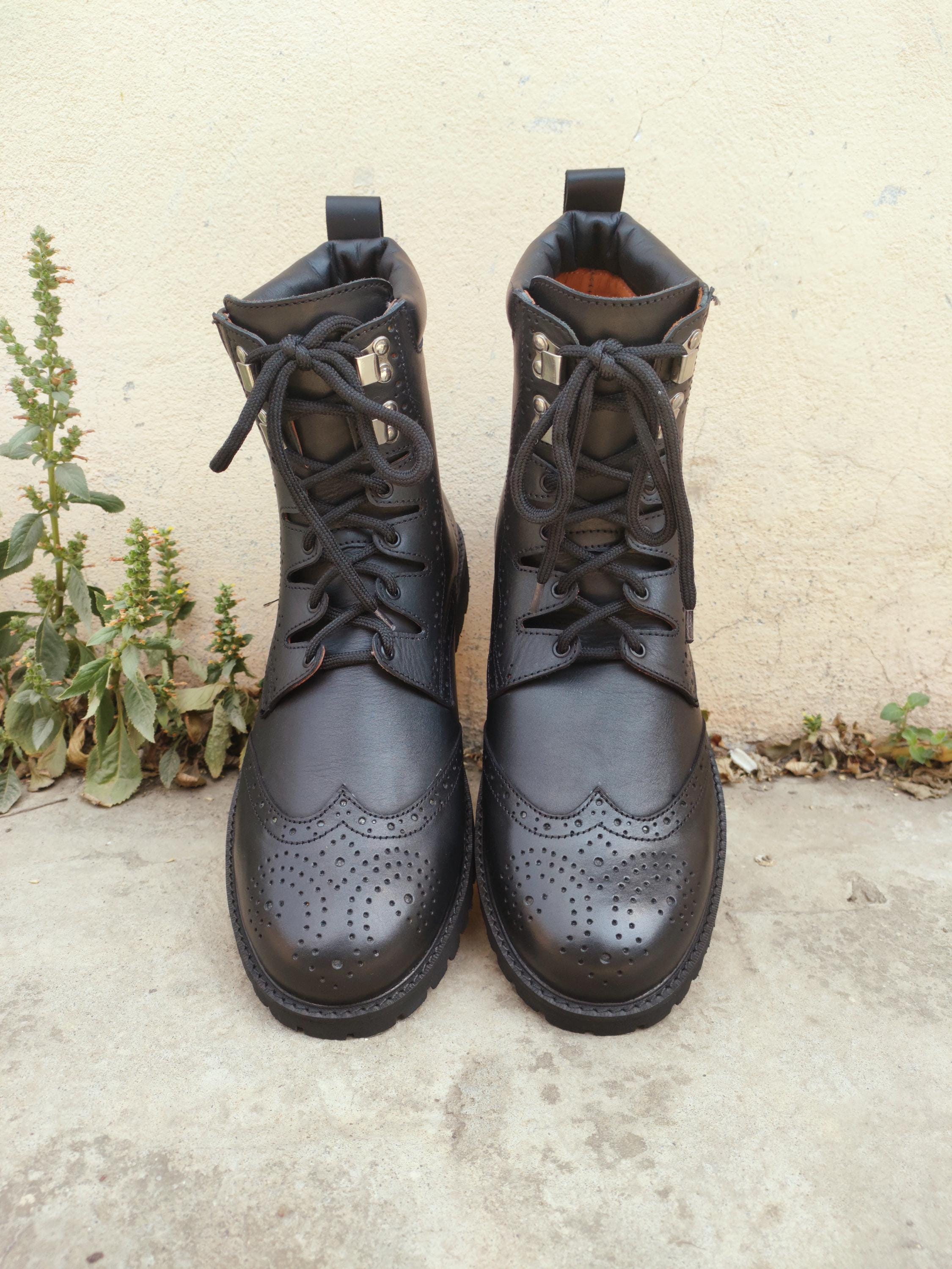 Men's Leather Ghillie Brogue Kilt Boots: Traditional Scottish Highland ...
