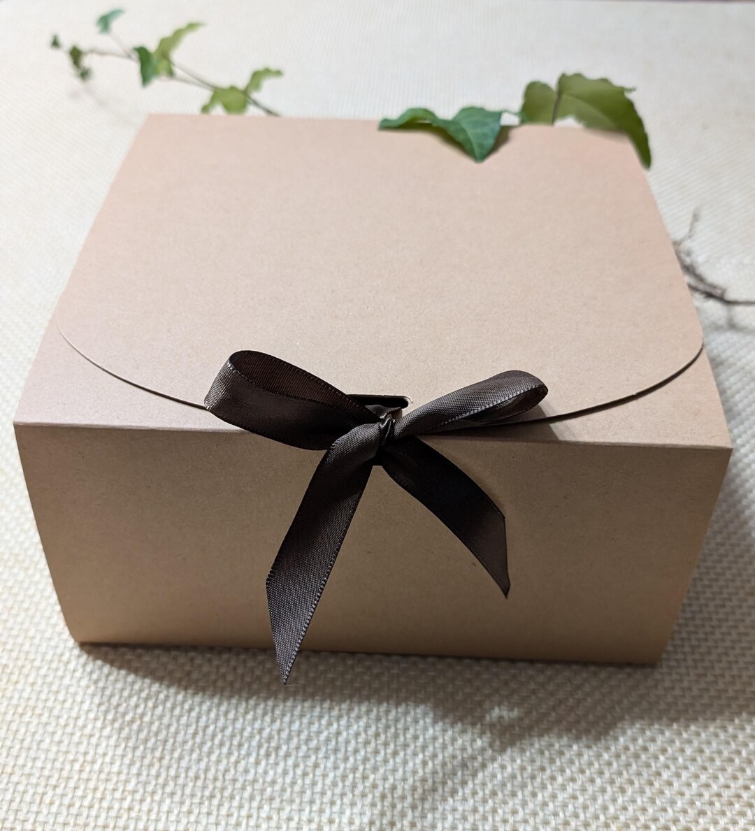 Customizable Gift Box With Handmade Crafts - Customizable Gift Box With ...