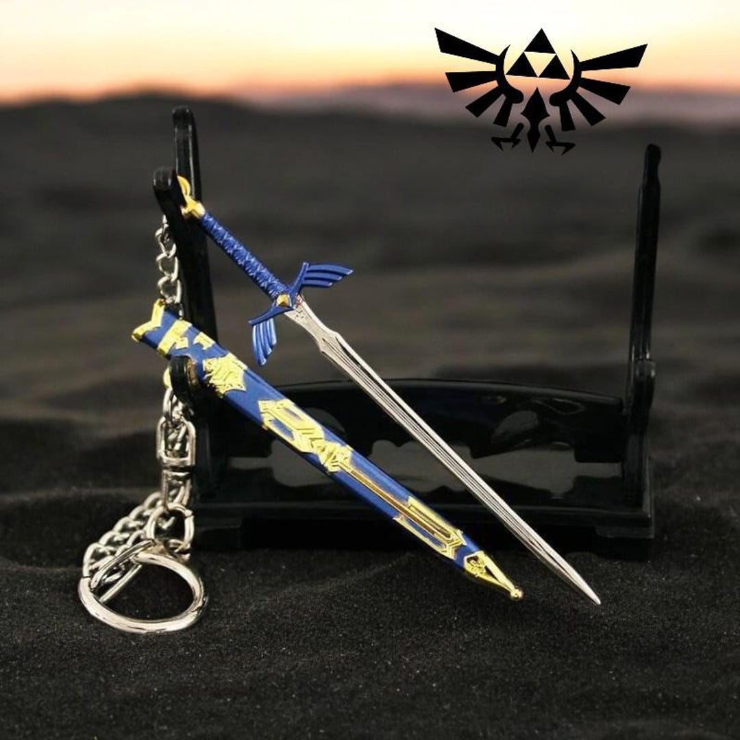Zelda Link Master Sword Keychain - Openable Cosplay Pendant, Unisex ...