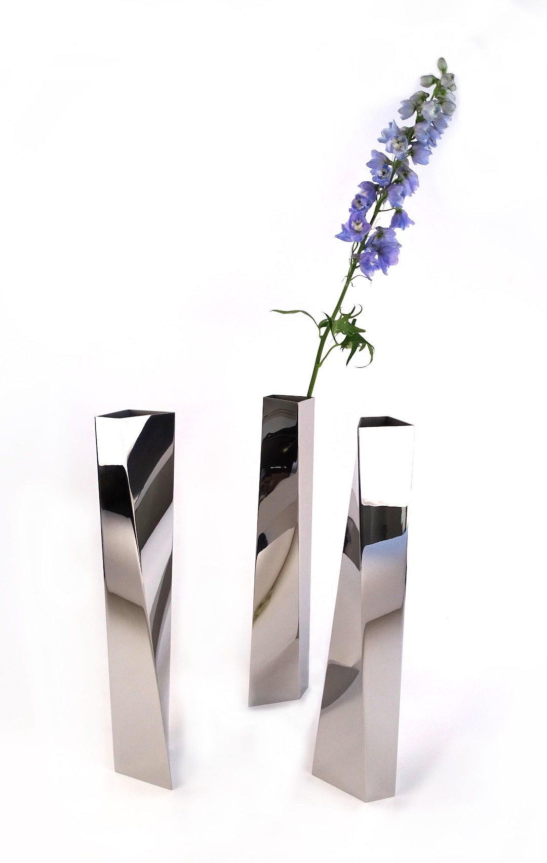 Zaha Hadid - Vase (3) - Crevasse - 18/10 Stainless Steel Mirror ...