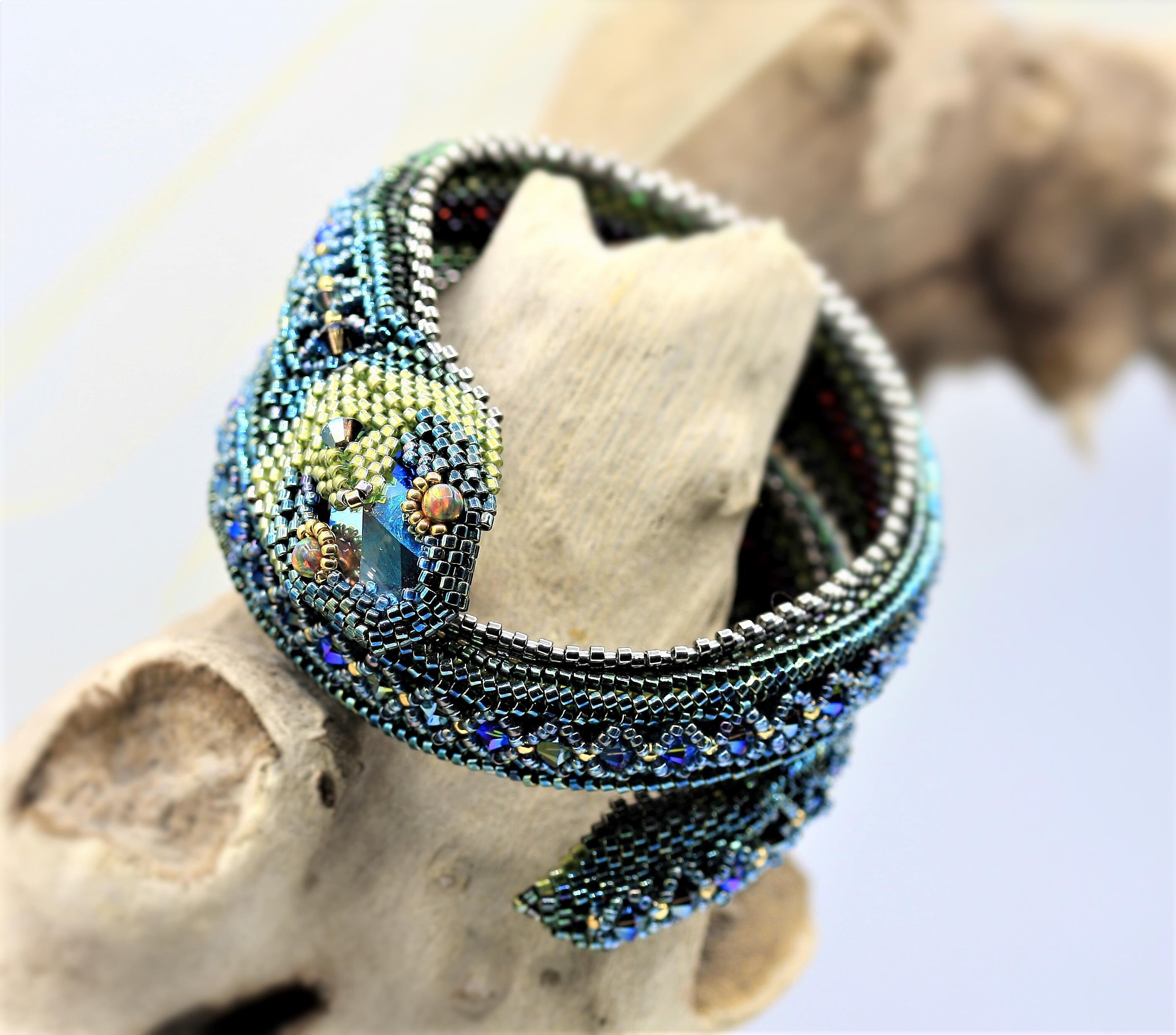 Green Serpent Beaded Wrap Bracelet Tutorial Pattern by Ezartesa - Etsy