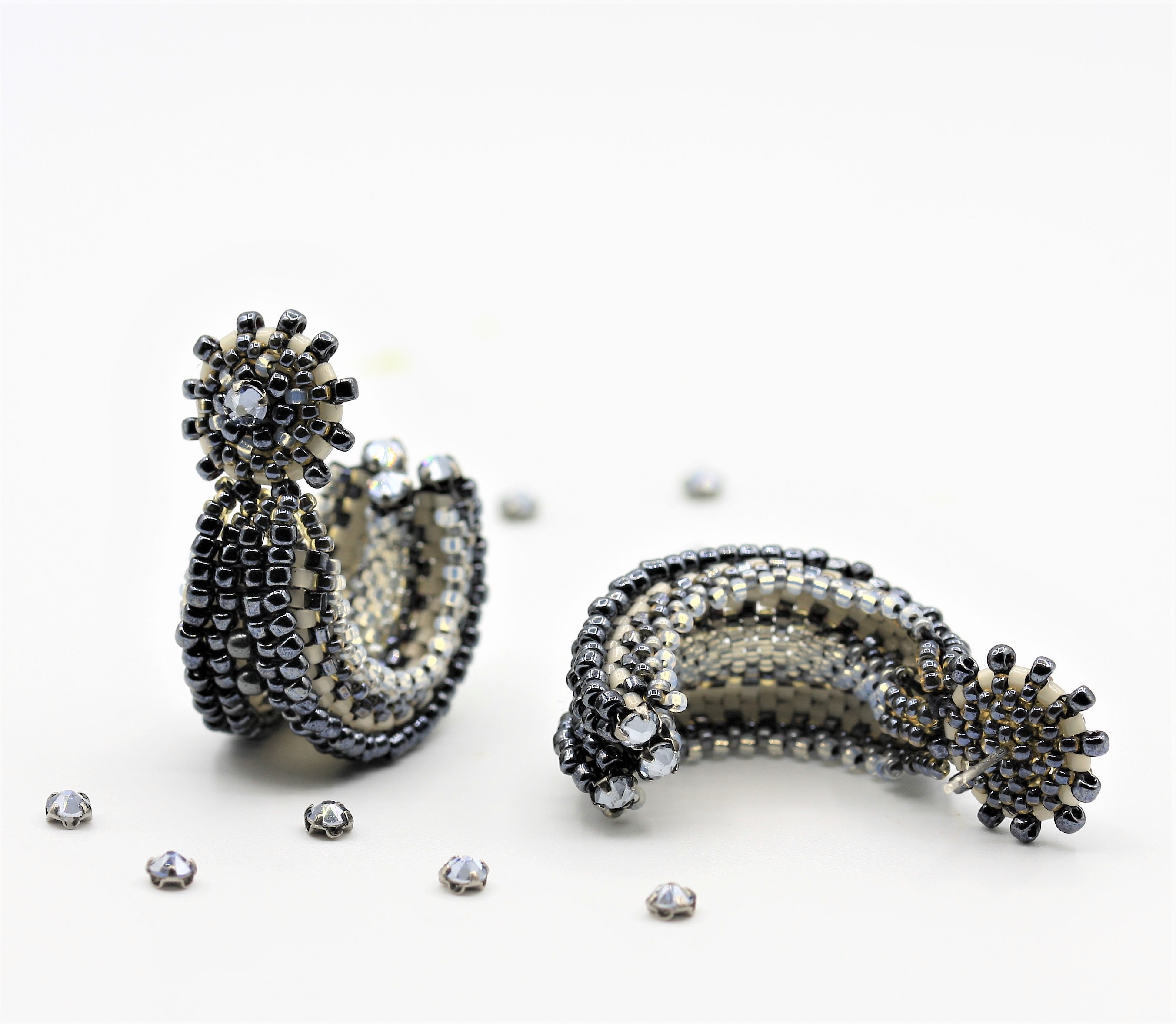 Beaded Stud Half Hoop Earring Tutorial With Gold and Blue | Etsy