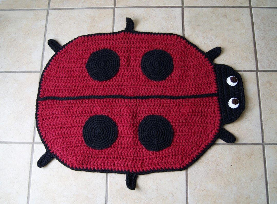 Kid's Lady Bug Rug or Wall Hanging / Home Decor Hand Crocheted - Etsy