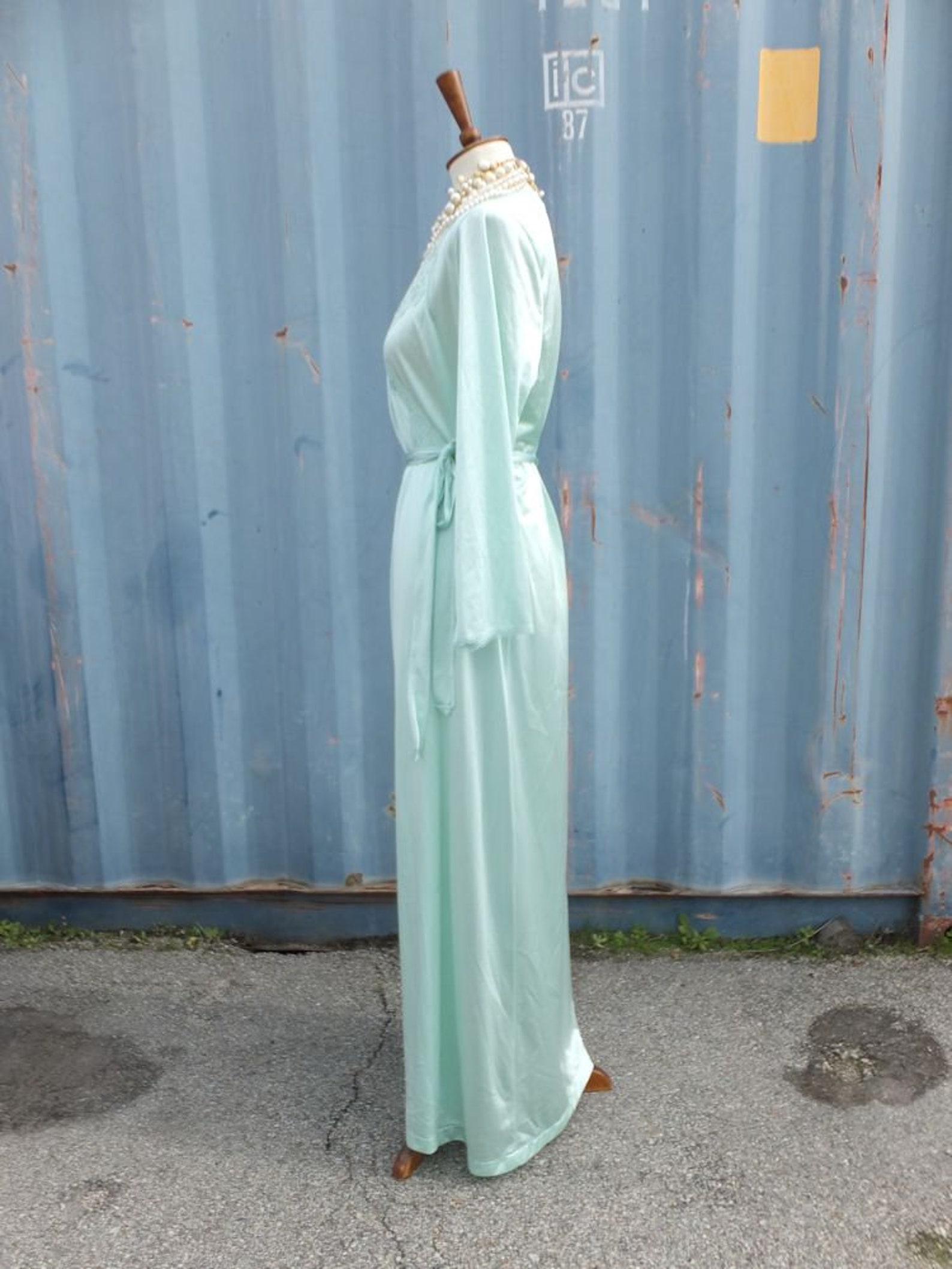 Vanity Fair Pastel Green Nylon Robe, Bathrobe Lounge Wear House Coat ...