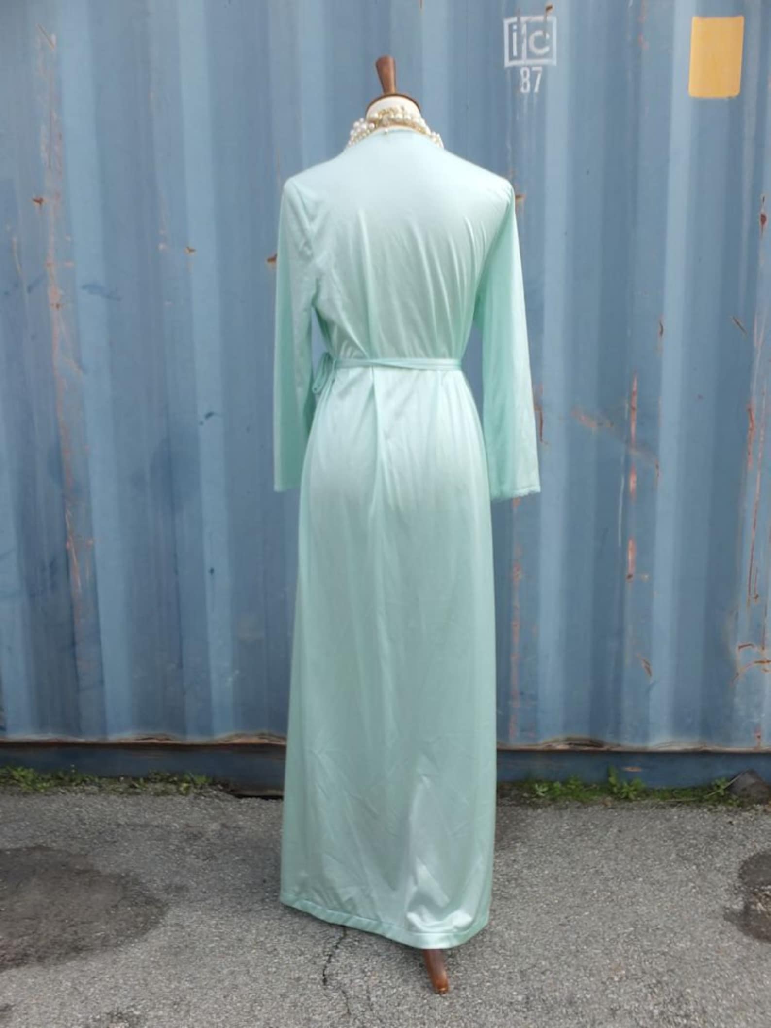 Vanity Fair Pastel Green Nylon Robe, Bathrobe Lounge Wear House Coat ...