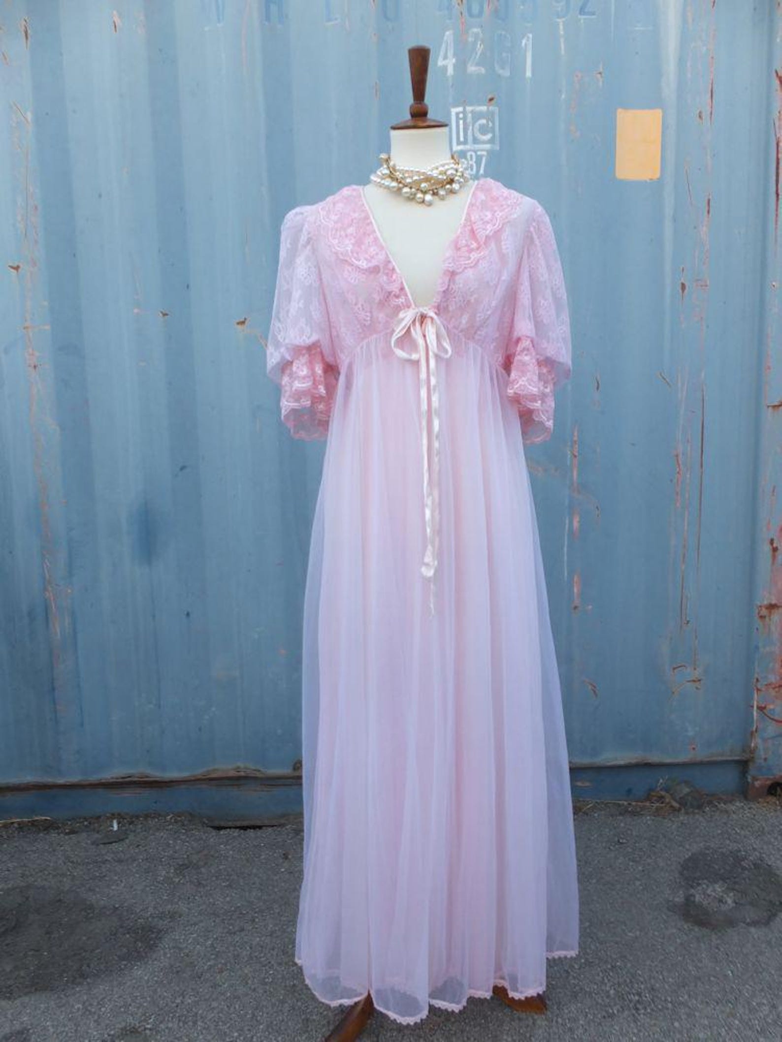 Vintage Negligee by Tosca, Pink Peignoir Set, Exquisite & Ladies Glamorous Dressing Gown Set ...
