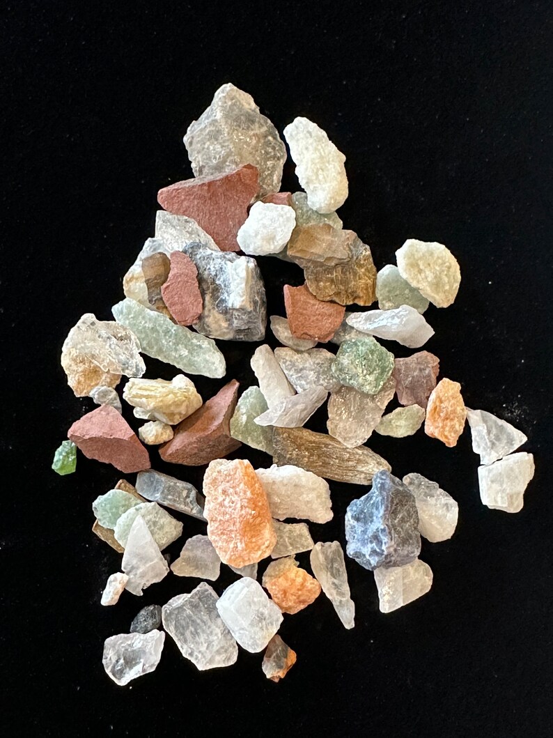 Crystal Mix Small Size Bulk Rough Cut Stones Grids Zodiac Emotional ...
