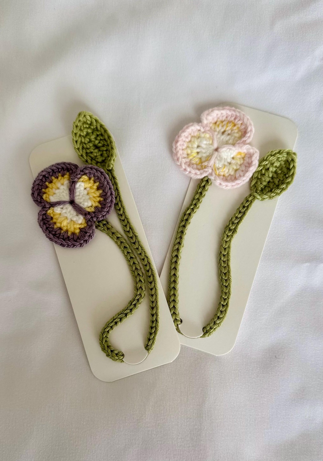 Crochet Pansies Bookmark - Etsy