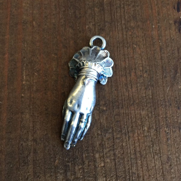 Victorian Hand Pendant - Etsy