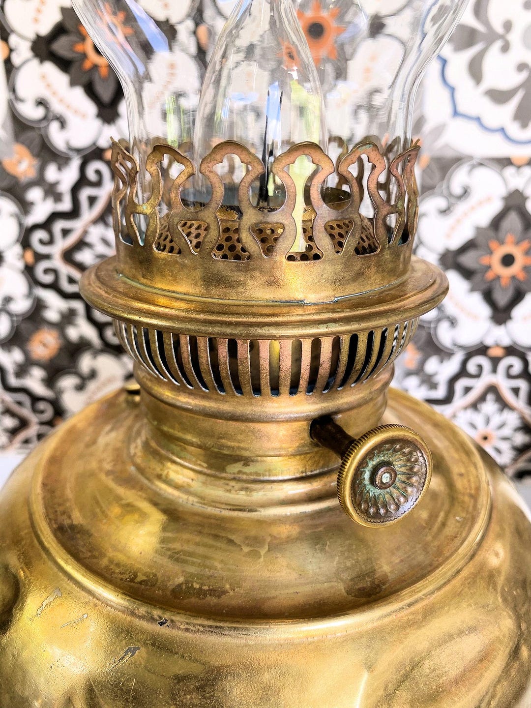 Upcycled Vintage Brass Oil Lamp With Chimney Electrified Aladdin Rayo ...