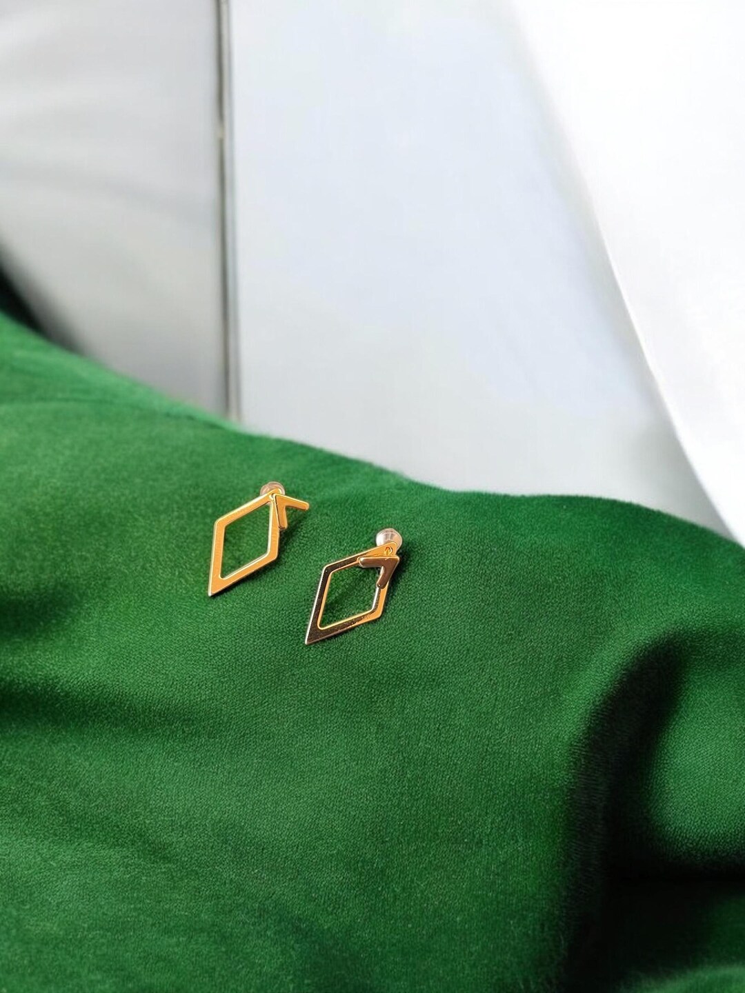 Y2K Retro Gold Ear Rings - Etsy