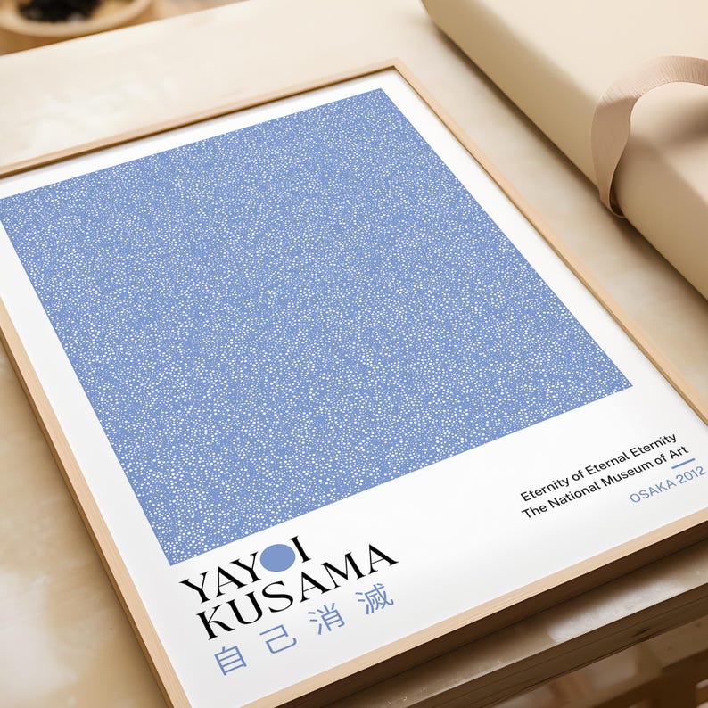 Imprimé pois bleu pastel Yayoi Kusama : affiche japonaise moderne ...