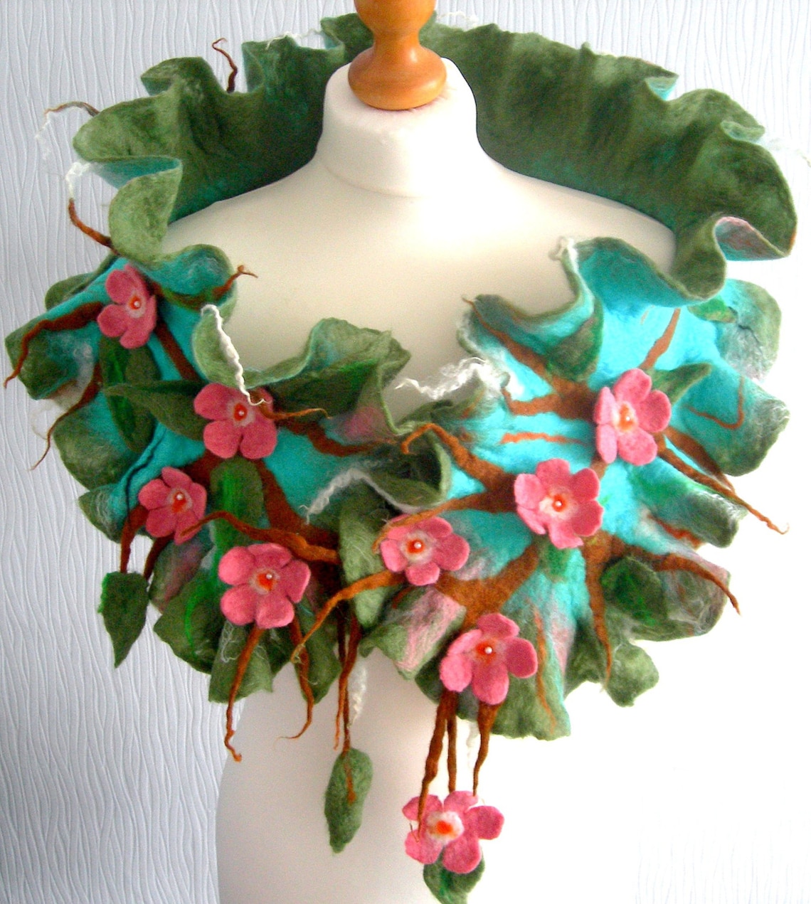 Hand Felted Wool Jewelry Felted Woman ART Scarf sakura - Etsy UK