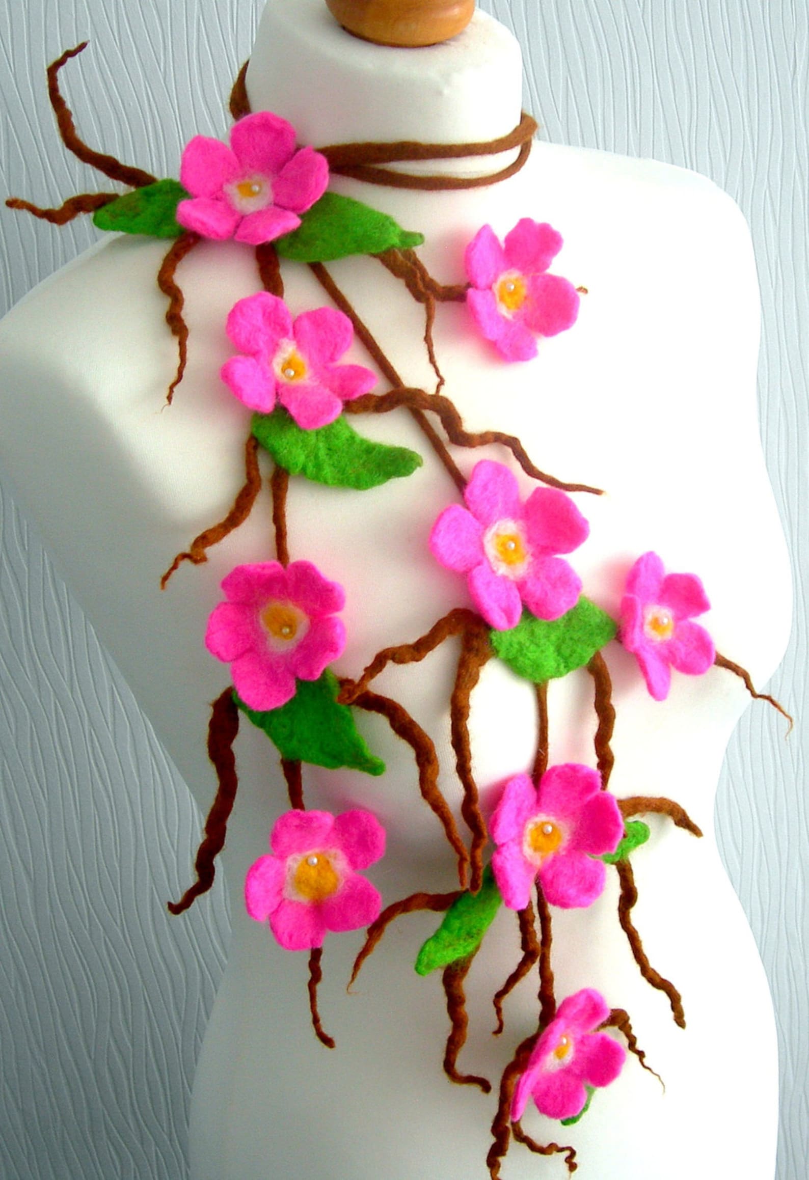 Felted Flower Hand Felted Wool Jewelry Felted Necklace - Etsy