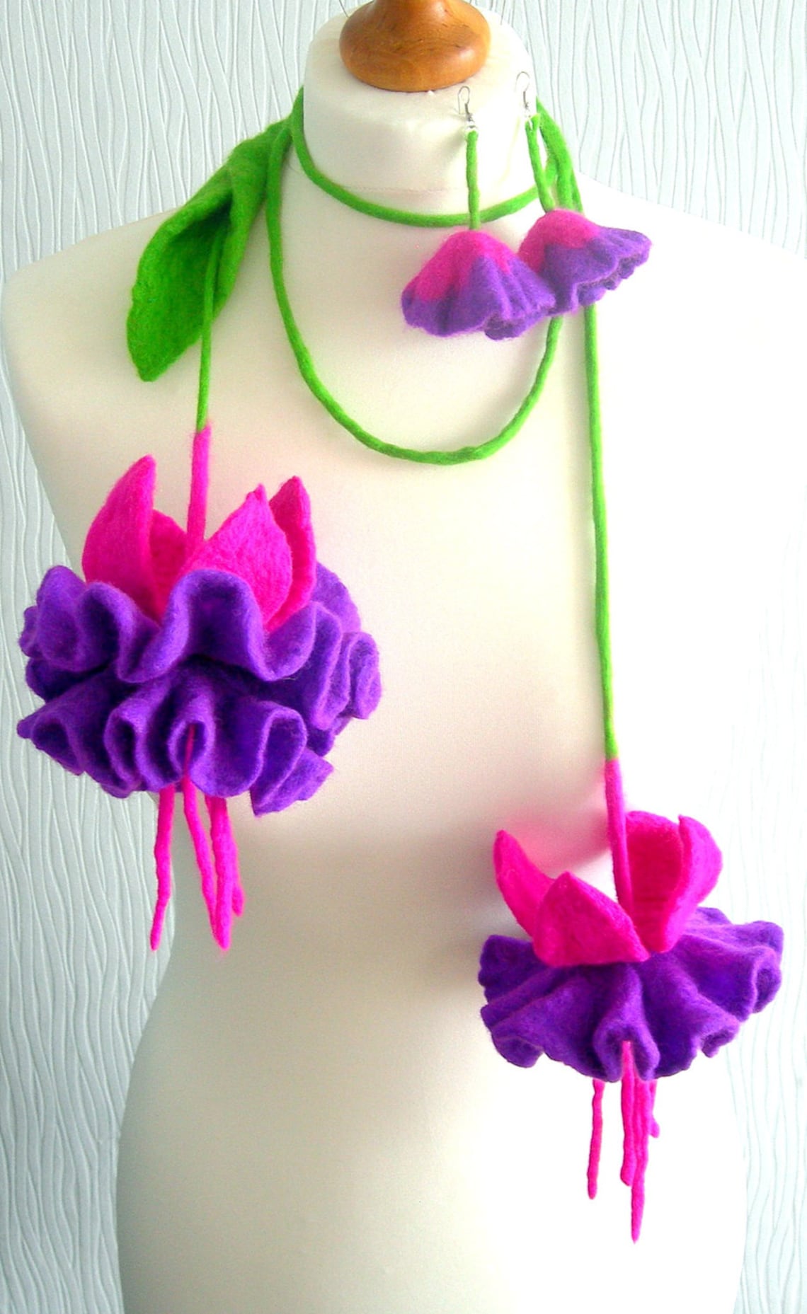 Felted Flower Hand Felted Wool Jewelry Felted Scarf/ - Etsy