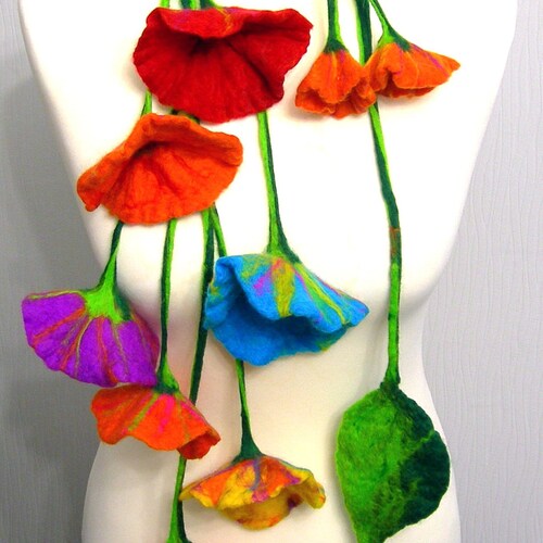 Felted Flower Hand Felted BROOCH | Etsy