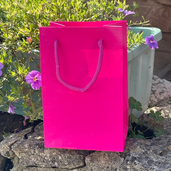 Hot Pink Gift Box - 60+ Gift Ideas for 2023